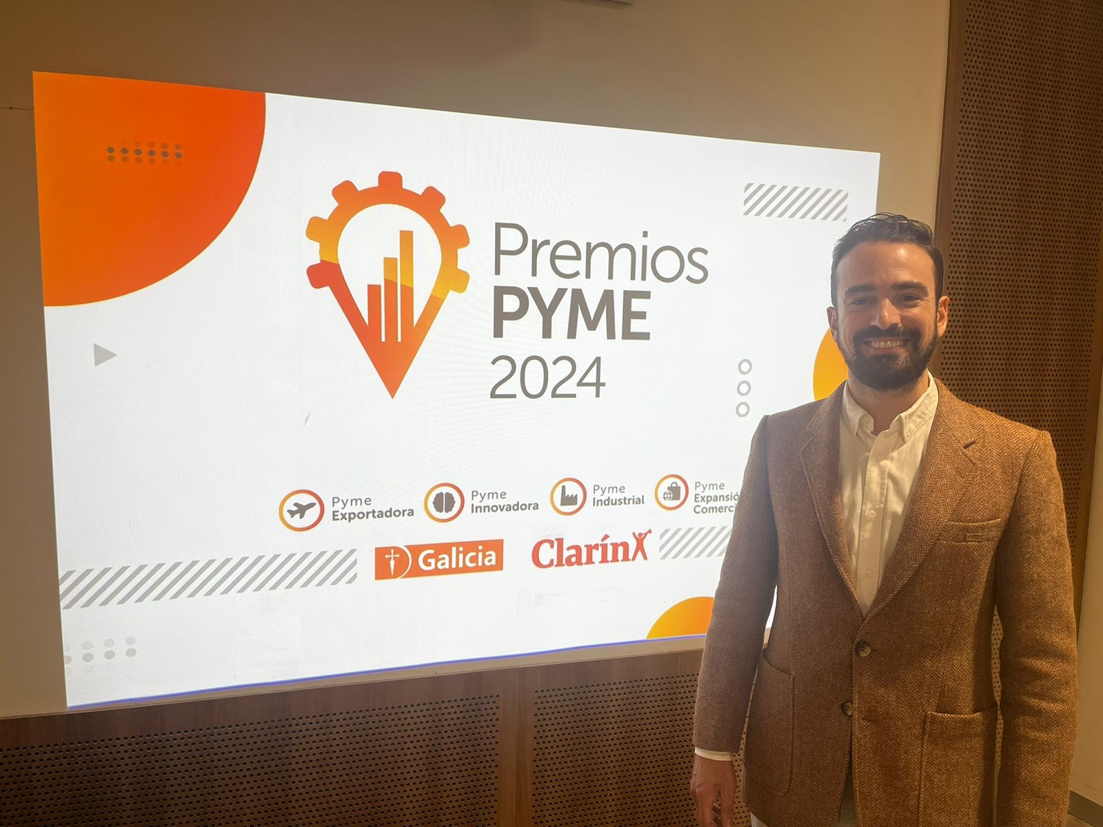 Bedson S.A. recibe el premio Clarín Banco Galicia Pyme 2024 - Notas de ...