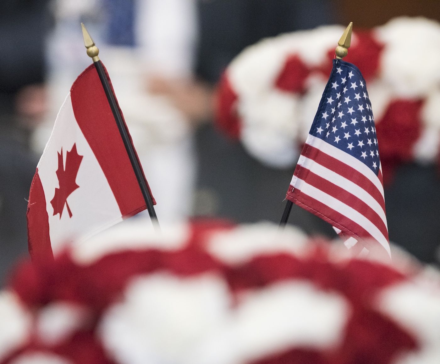 Canadá anuncia aranceles contra productos estadounidenses - Noticias ...